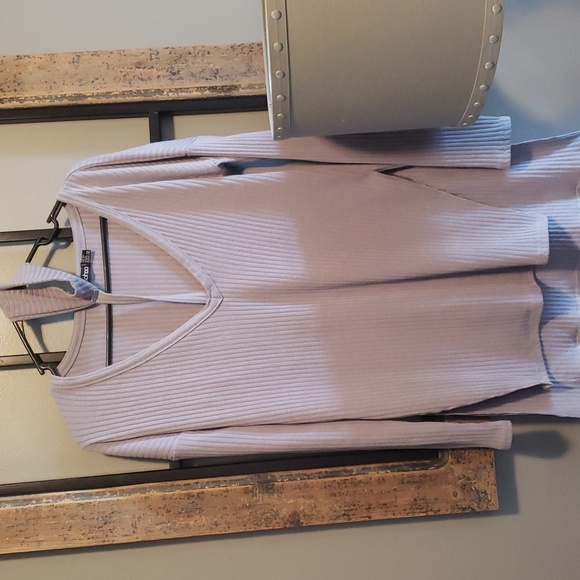 Boohoo | Tops | Nwot V Neck With Neck Loop | Poshmark